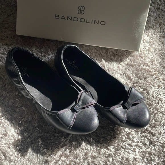 Bandolino | Shoes | Bandolindo Flats | Poshmark